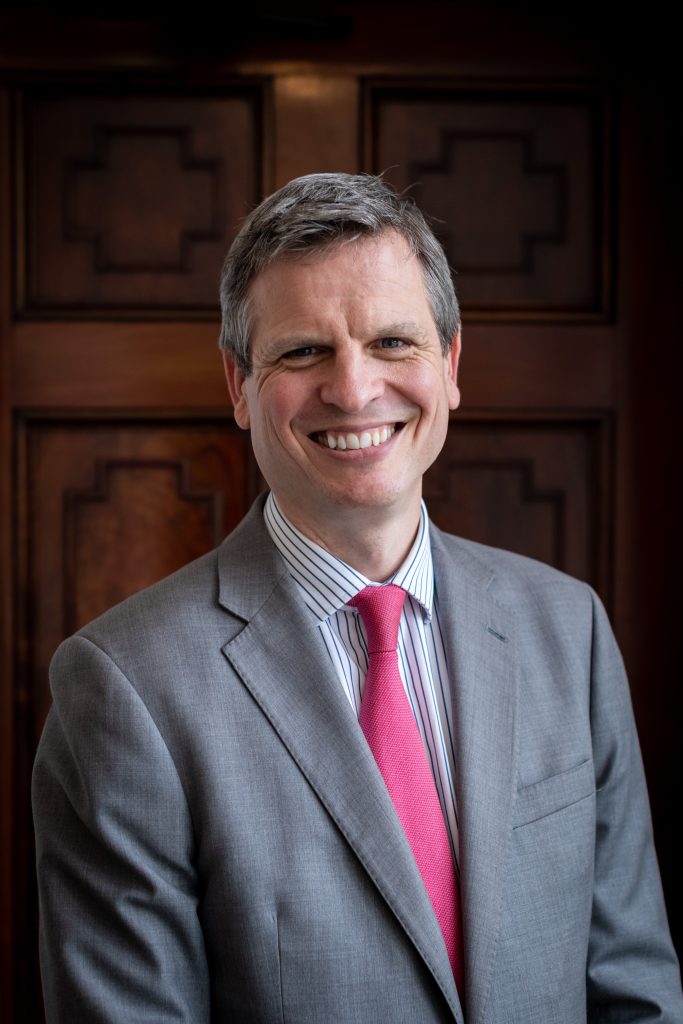 Talking Heads: Richard Tillett of Queen's College London - Magus Education